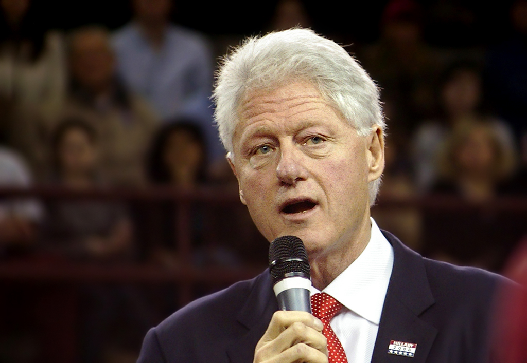 Bill Clinton apără extinderea NATO în mandatul său - Pagini Romanesti